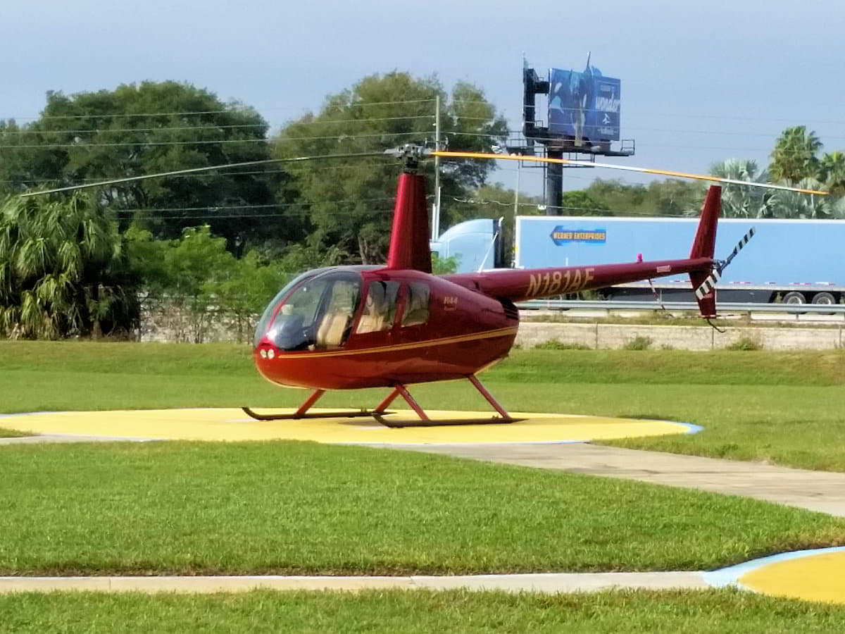 Helicopter Tour over Theme Parks | Queenies Palace Florida